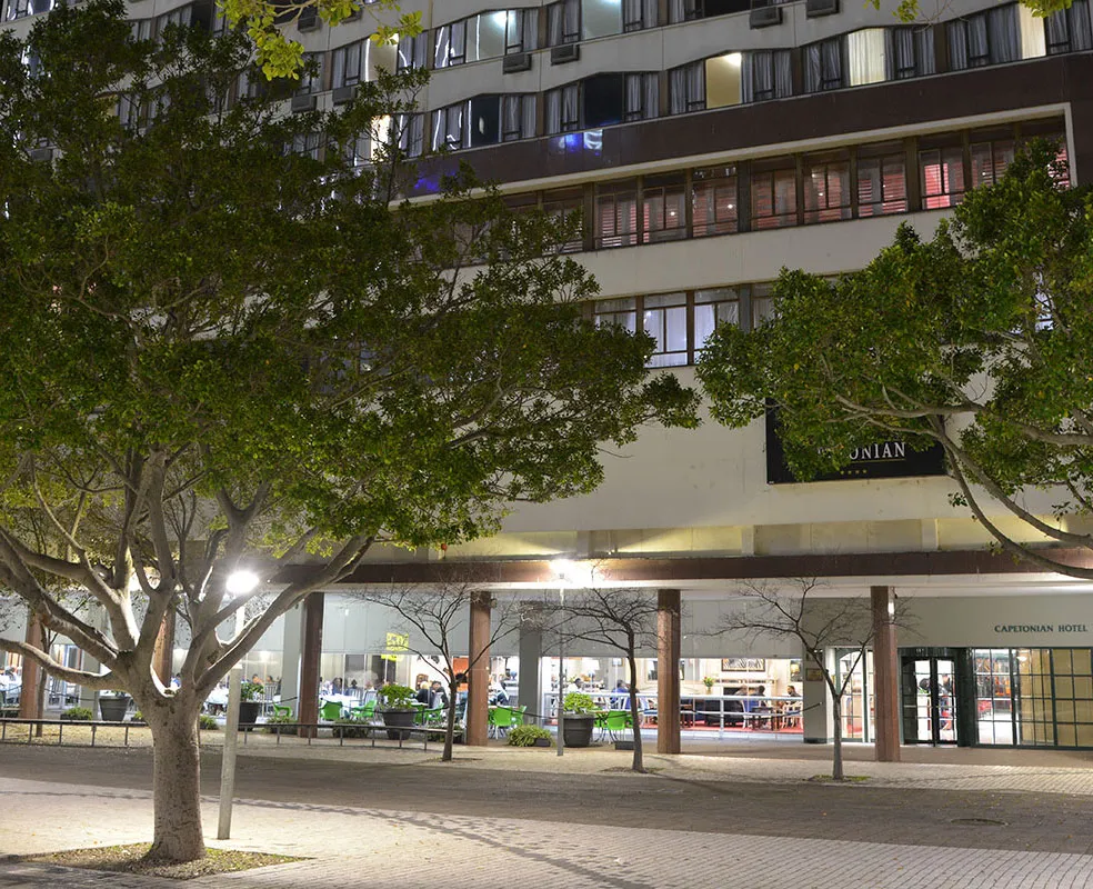 Dining - On the Square Restaurant | The Capetonian